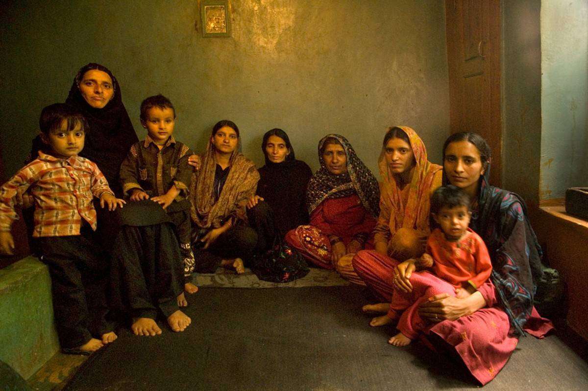 A Family in Kashmir by artist Sugato Mukherjee – Image, Photography ...